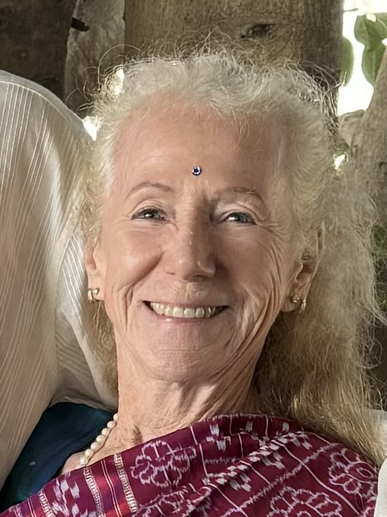 About Gloria – Iyengar Yoga with Gloria